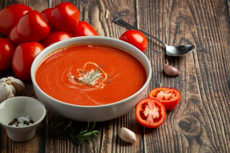 Receitas com tomate: 14 opções para variar o uso deste fruto